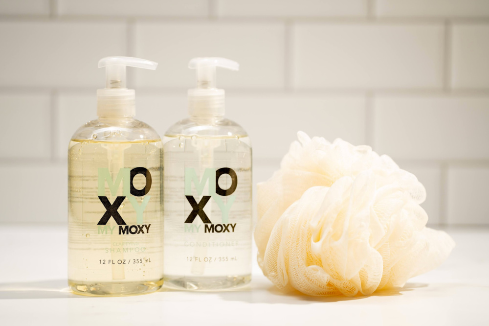 My Moxy Battles Dry Weather Hair With Style - Motherhood Defined